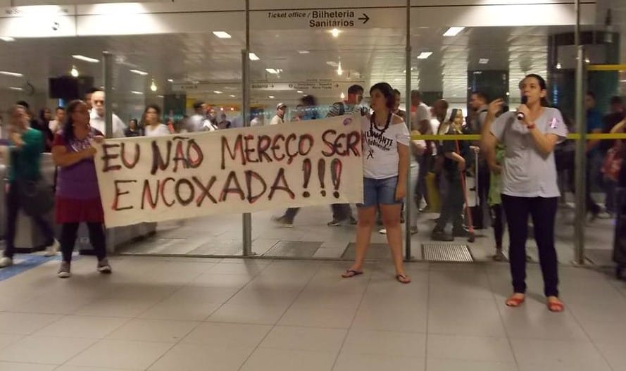 20% das mulheres de 18 a 34 anos afirmam que já foram “encoxadas” este ...