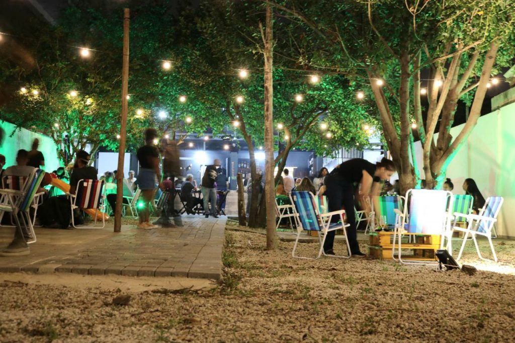 Johnny.C, no Km 18, tem shows de rock em sua programação | Visão Oeste