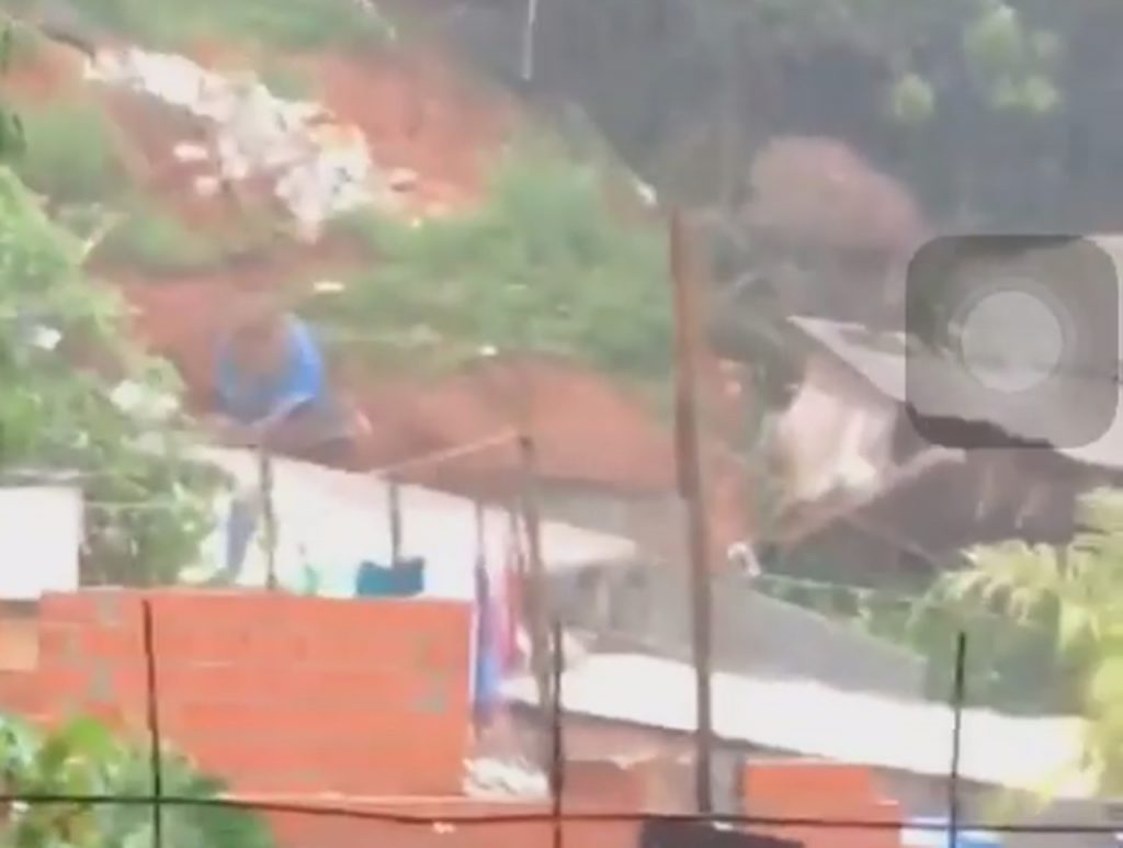 Vídeo mostra deslizamento de terra no Morro do Socó, em Osasco | Visão ...