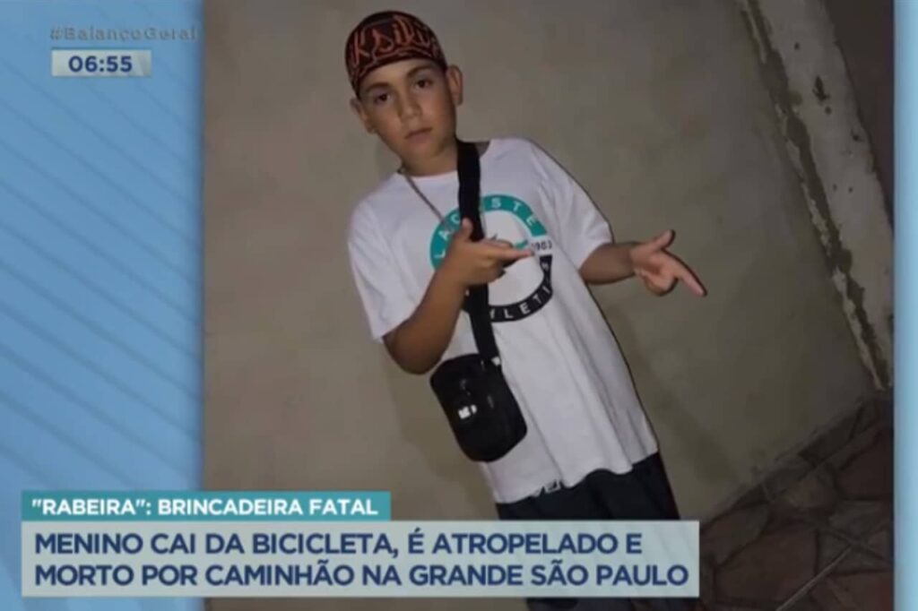 Menino de 12 anos morre após se apoiar em caminhão, cair da bicicleta e ser atropelado em Jandira