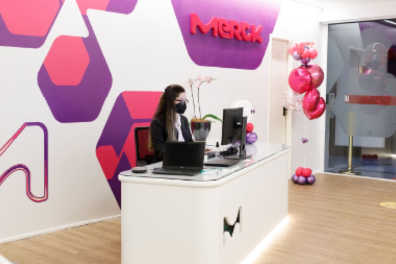 Termina amanhã (29) prazo para inscrição no Programa de Estágio da Merk ...