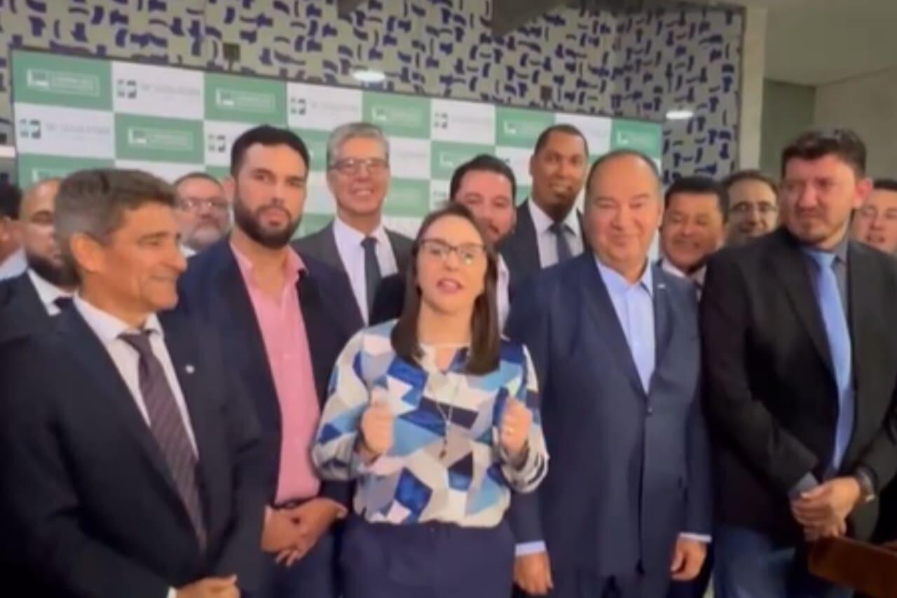 Podemos, de Renata Abreu, Rogério Lins e Igor Soares, anuncia ...