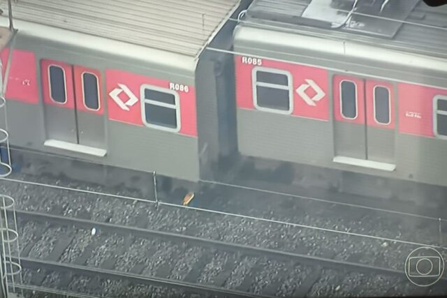 Trem da Linha 8-Diamante, que passa por Osasco e região, descarrila ...